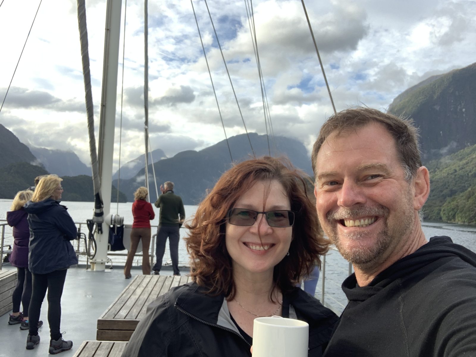 Doubtful Sound - Mark and Jean travel to... - Mark Miller